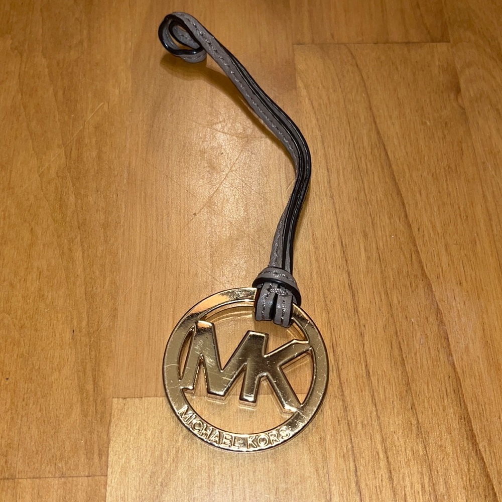 Michael Kors Mk Hang Tag / Keychain Signature - Gem